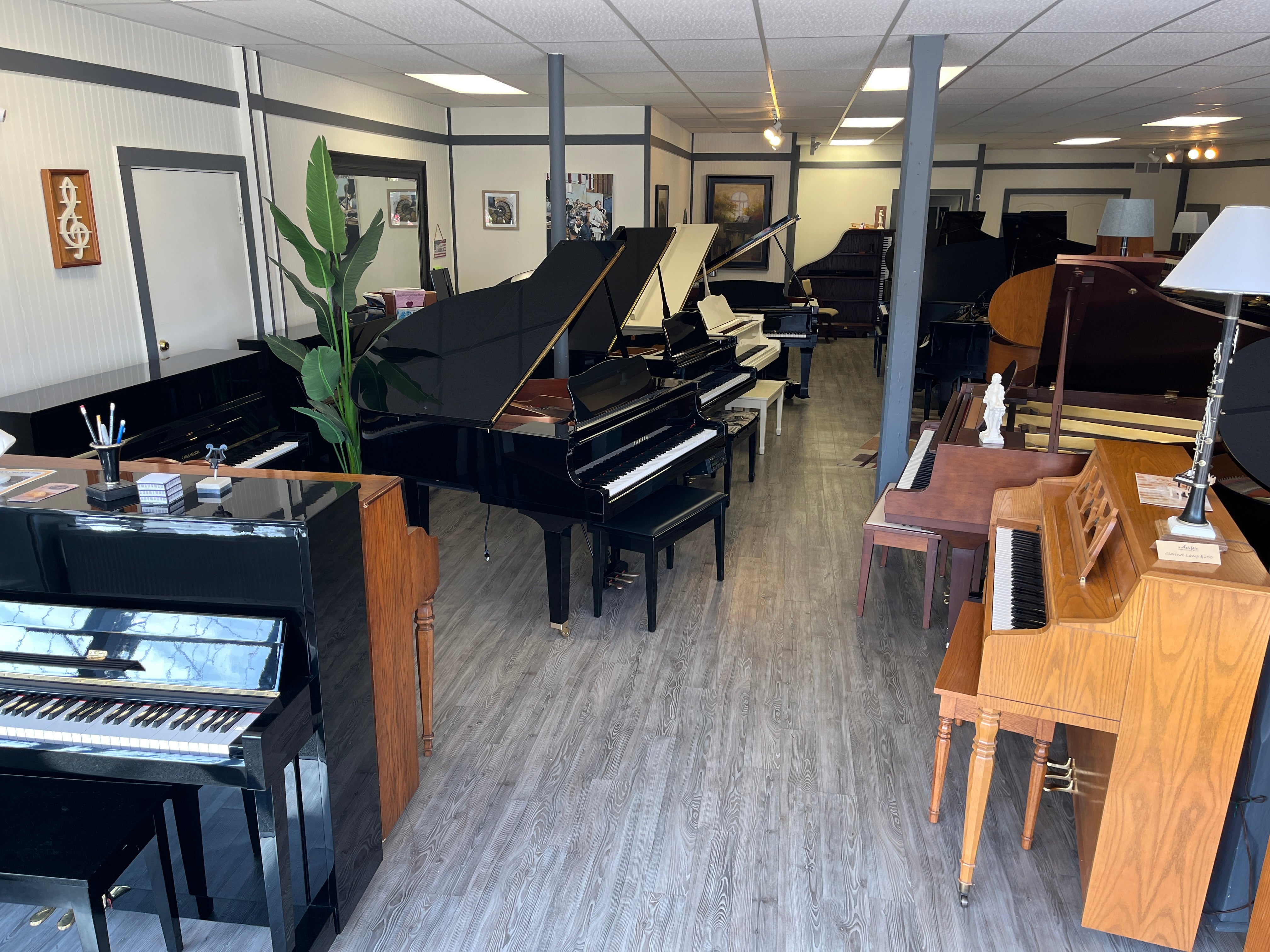 Vertical (Upright) Pianos – Artistic Pianos